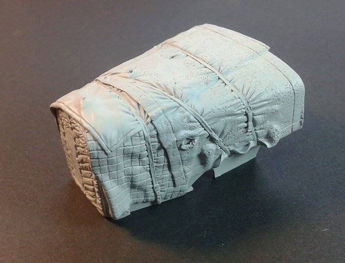 Panzer Art RE35-418 Mercedes 4500 engine deck with canvas cover 1 35 ...