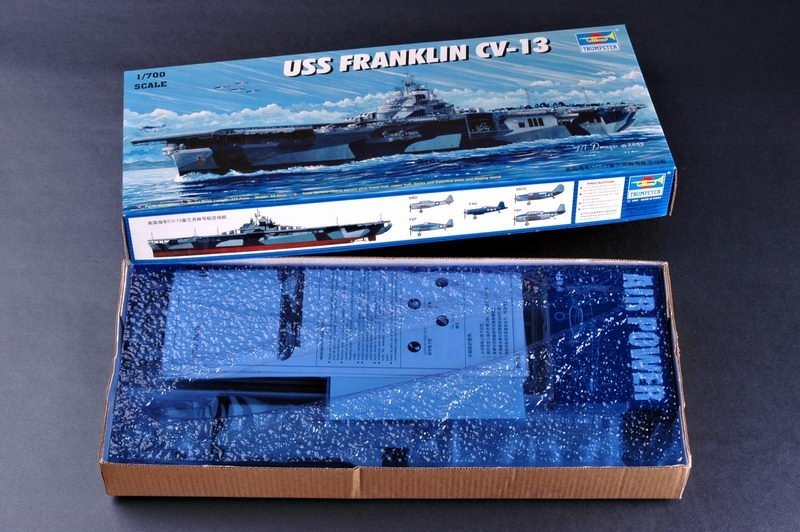 Trumpeter 05730 USS FRANKLIN CV-13 1 700 - scale 1:700 - Civilian ...