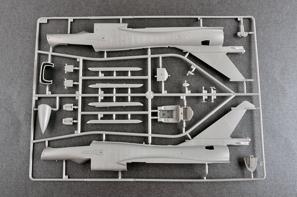 Trumpeter 05826 PLAAF J-10C Vigorous Dragon 1 48 - samoloty odrzutowe ...