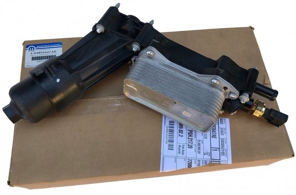 Obudowa filtra oleju z chłodnicą MOPAR Jeep Grand Cherokee 3,6 V6 2016 ...